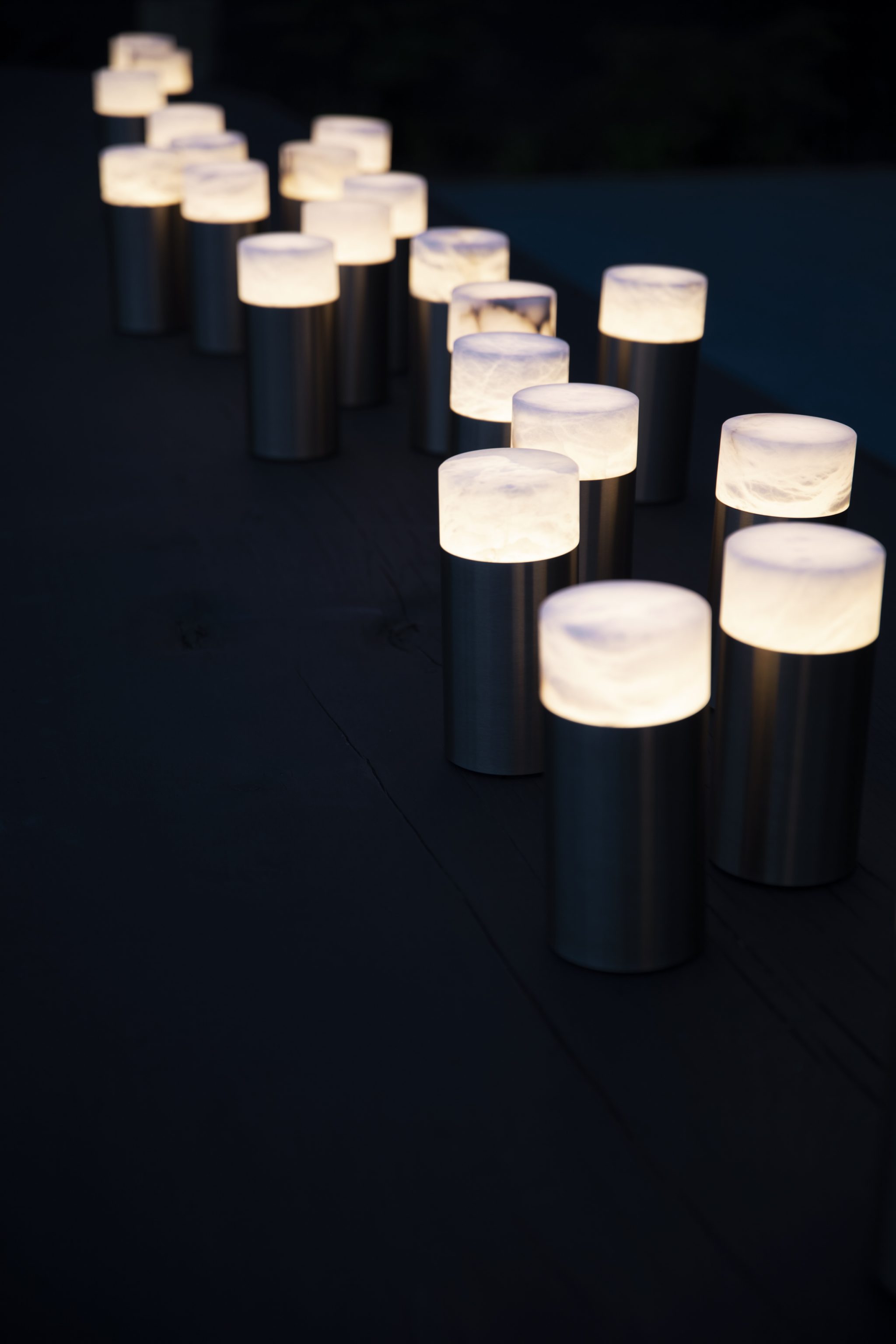 Restaurant lighting design - How to set a good mood - ONE A