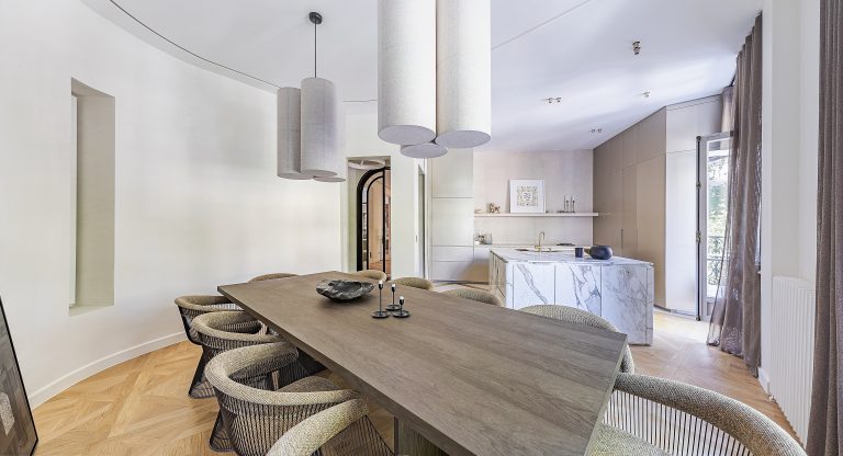 Kelly Boukobza 'Avenue Rapp' - Paris - ONE A